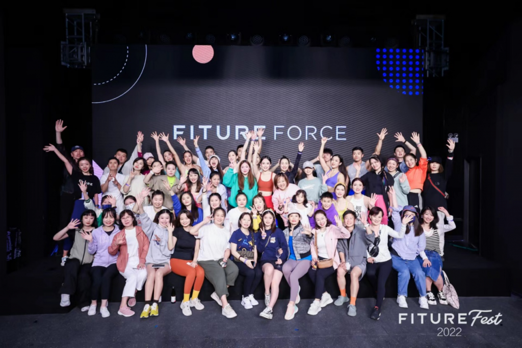 FITURE 全球旗舰店开业 用魔镜解锁运动生活“新范式” – 胖鲸