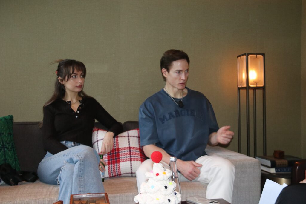 对话Bryan Johnson：人类在未来五年有希望实现长寿飞跃，中国有机会成为健康事业上的最大赢家 – 胖鲸